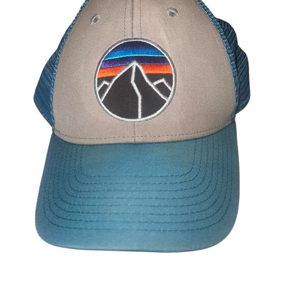 Patagonia | Accessories | Patagonia Fitz Roy Emblem Lopro Trucker Hat ...